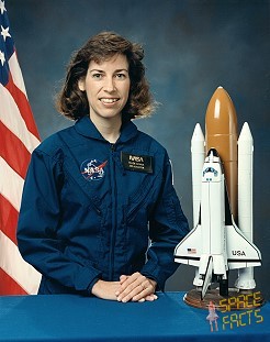 Ellen Ochoa